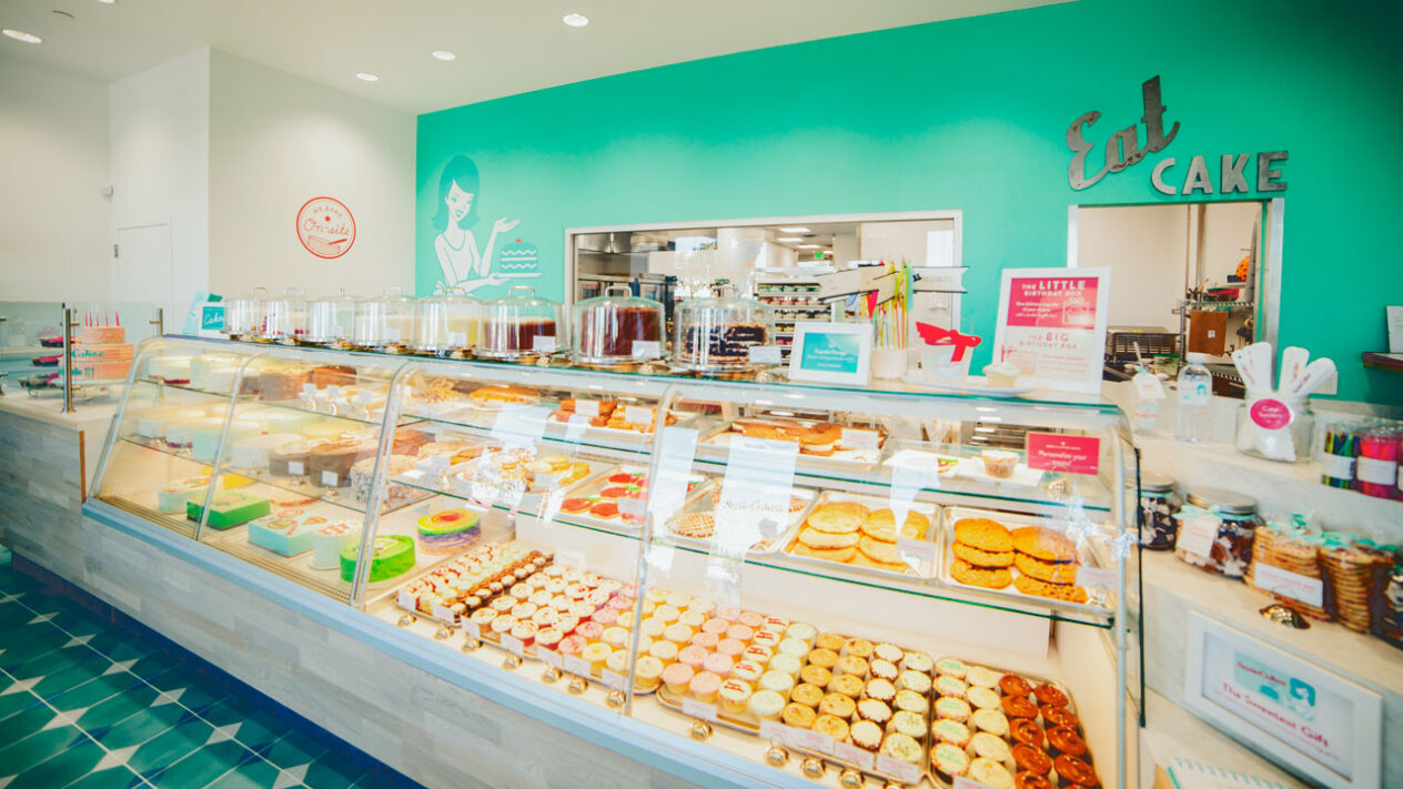 Alum’s Bakery with a Hollywood Following Hits a Sweet Spot ...