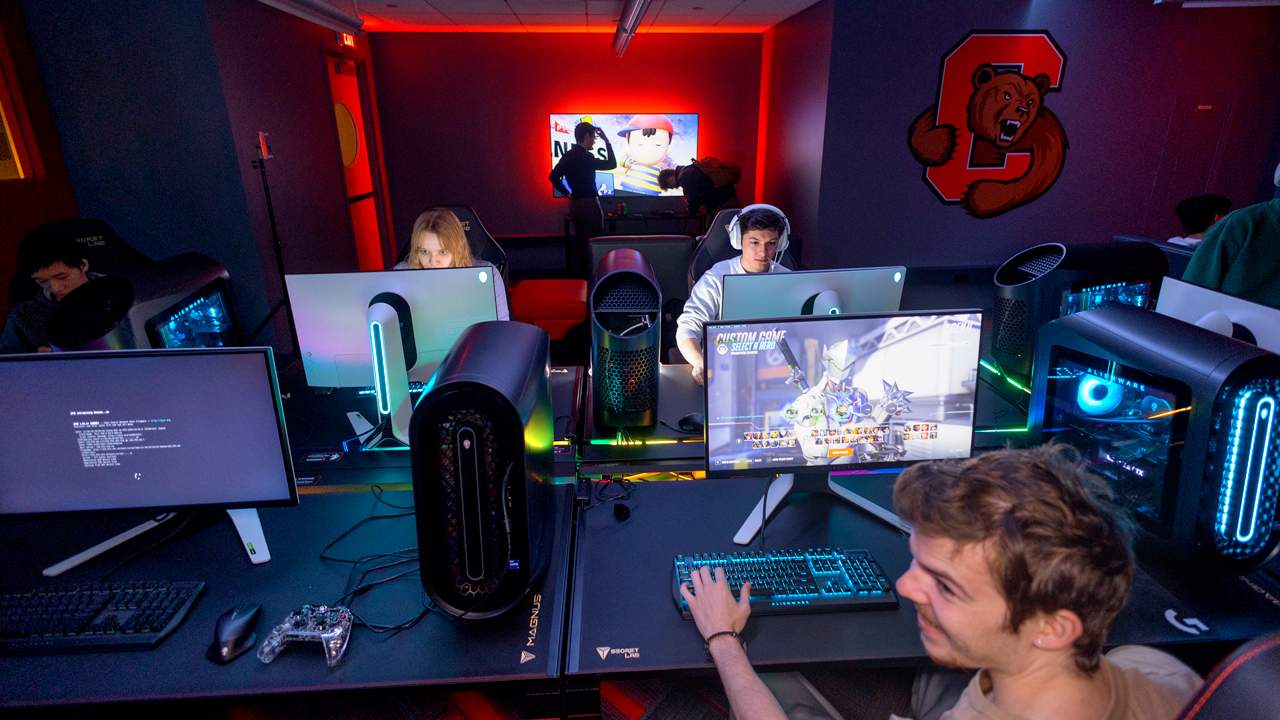 New Student Space Devoted to Competitive Video Gaming - Cornellians ...