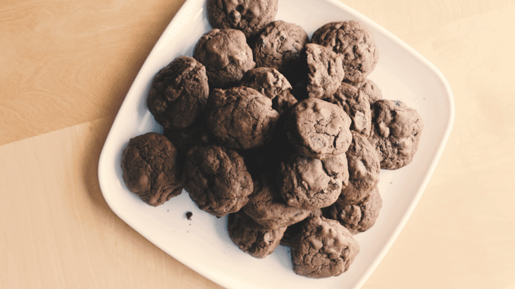 For Generations of Alums, ‘Straight Cookies’ Were a Beloved Treat ...