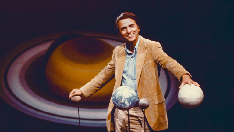 ‘Cosmos,’ a Pulitzer, and More: Fascinating Facts about Carl Sagan ...