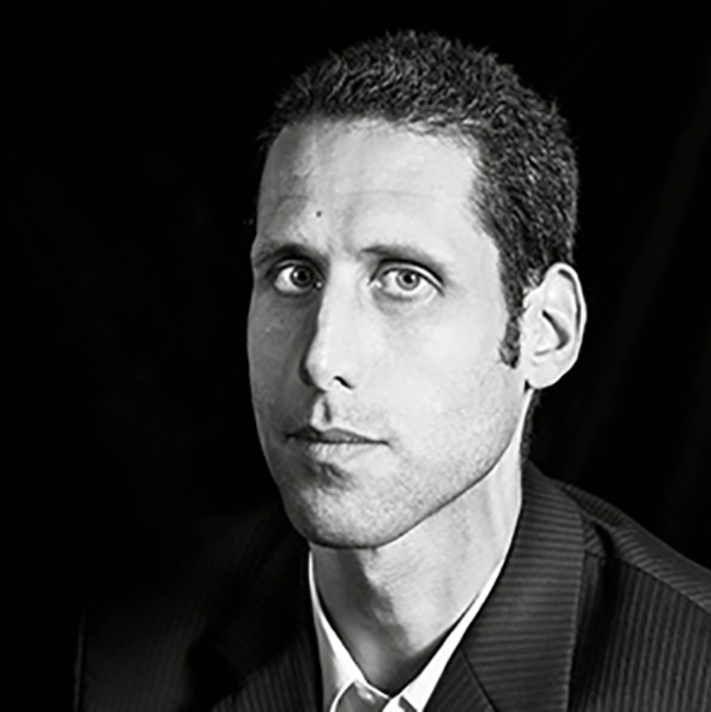 150 words: Andrew Lewis Conn '95