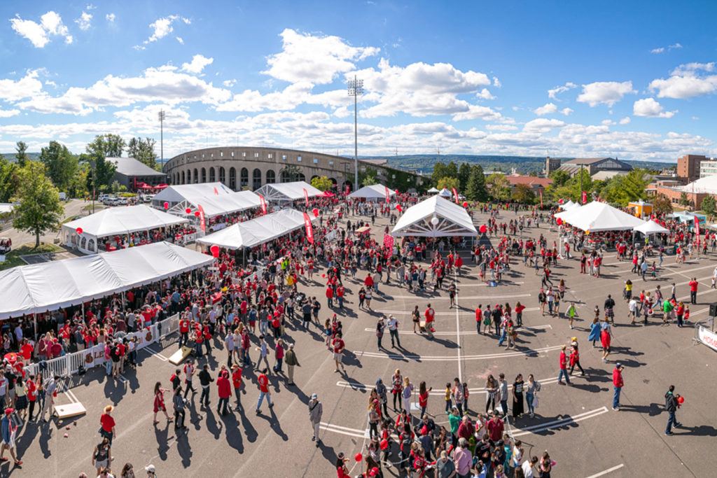 Homecoming lifts Cornell community spirit