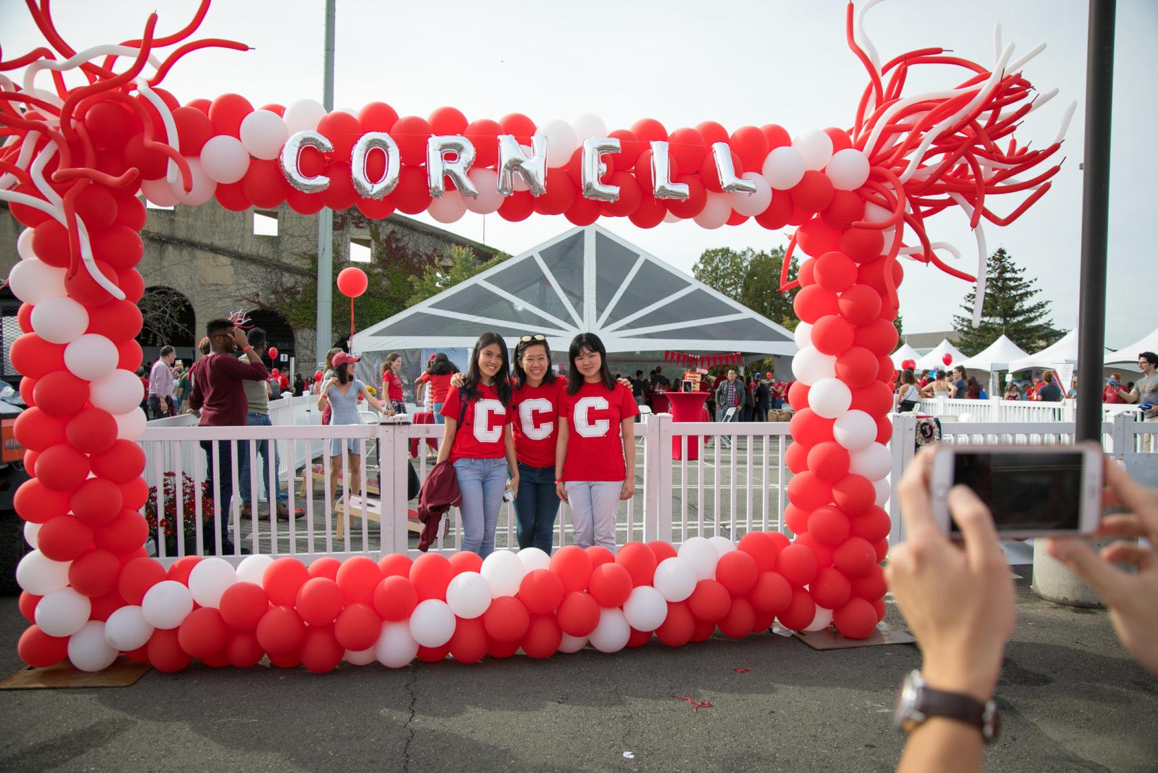 Homecoming 2017: Big Red spirit shows its true colors - Alumni, parents ...