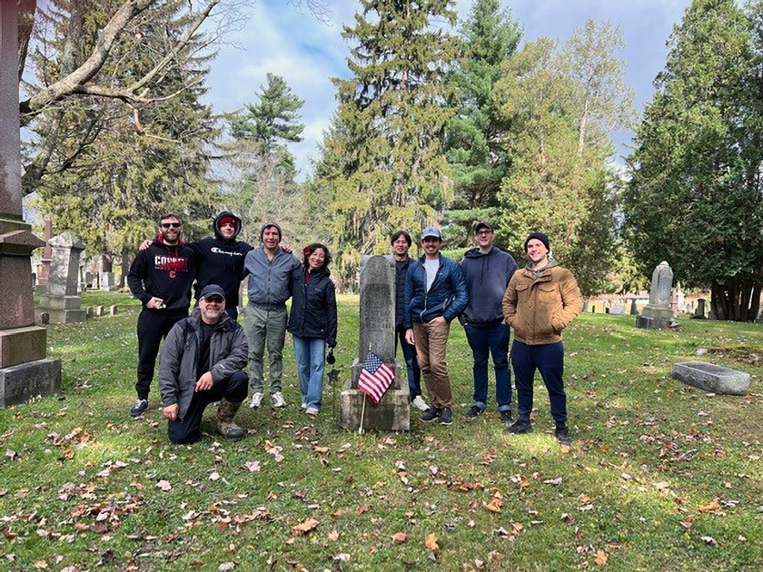 On a crisp fall day, student veterans do good work - Alumni, parents ... On a crisp fall day, student veterans do good work - Alumni, parents ...